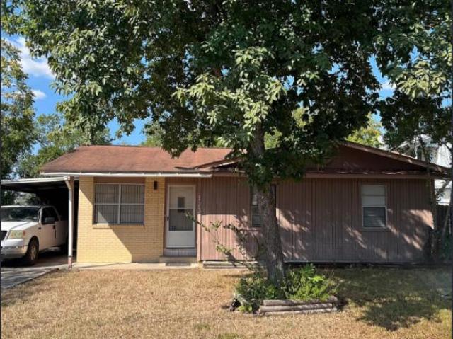 3 Br, 1 bath, Single Family 123 Rene Ave