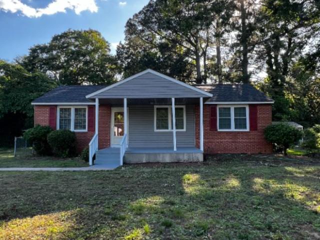3 Br, 1 bath, Single Family 1221 North Dr