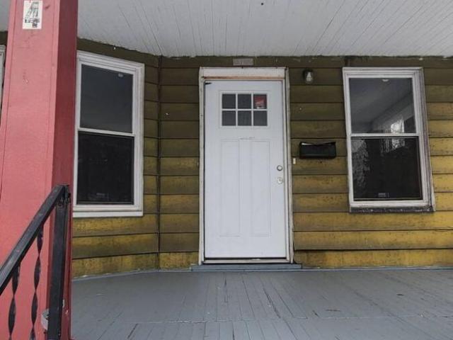 3 Br, 1 bath, Single Family 1264 E 111th St