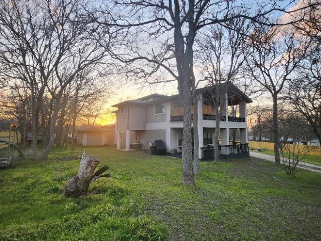 3 Br, 1 bath, Single Family 126 Deer Run Dr