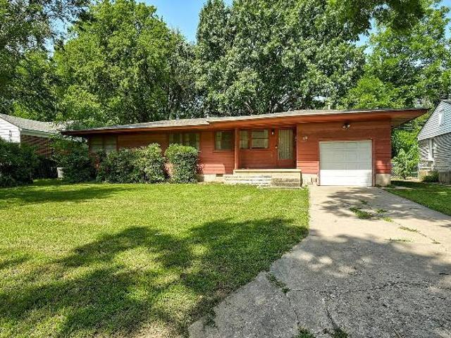 3 Br, 1 bath, Single Family 1306 Mckinley Ave