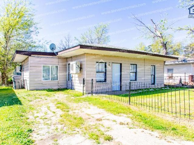 3 Br, 1 bath, Single Family 1308 Nw Williams Ave