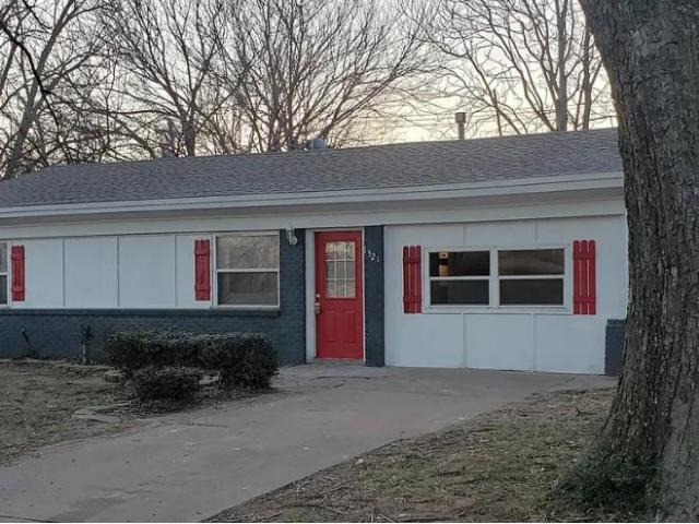 3 Br, 1 bath, Single Family 1321 Mallard Dr