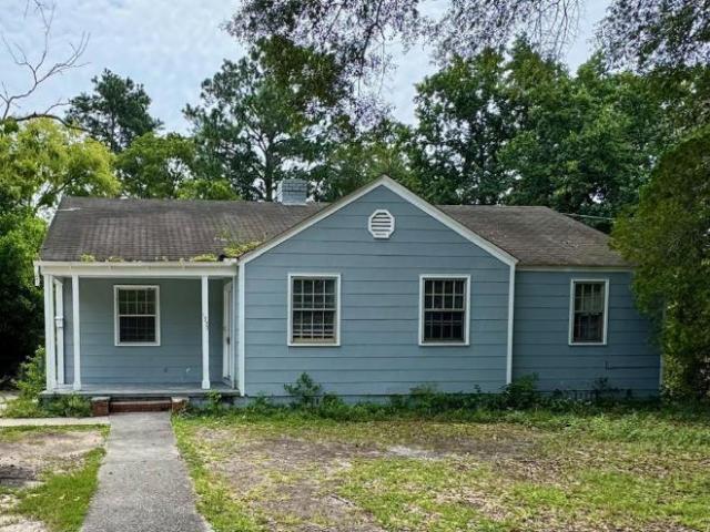 3 Br, 1 bath, Single Family 1330 Macon Ave