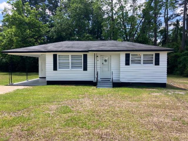 3 Br, 1 bath, Single Family 138 Augusta Avenue