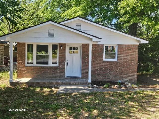 3 Br, 1 bath, Single Family 13 Acme St