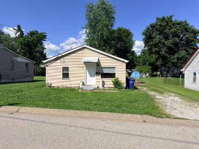 3 Br, 1 bath, Single Family 241 Kahl St