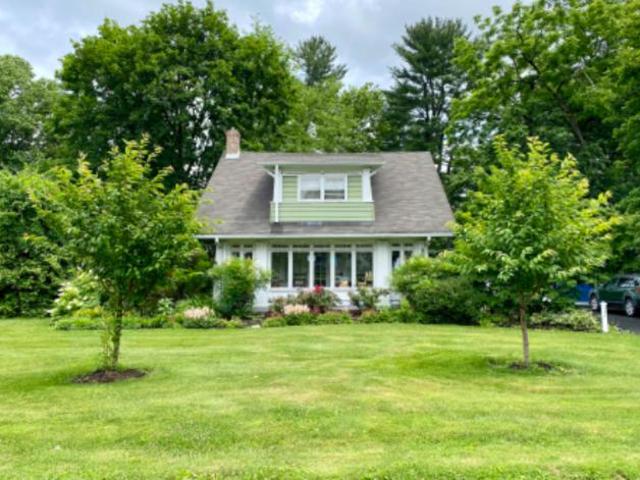 3 Br, 1 bath, Single Family 253 Fisher Place
