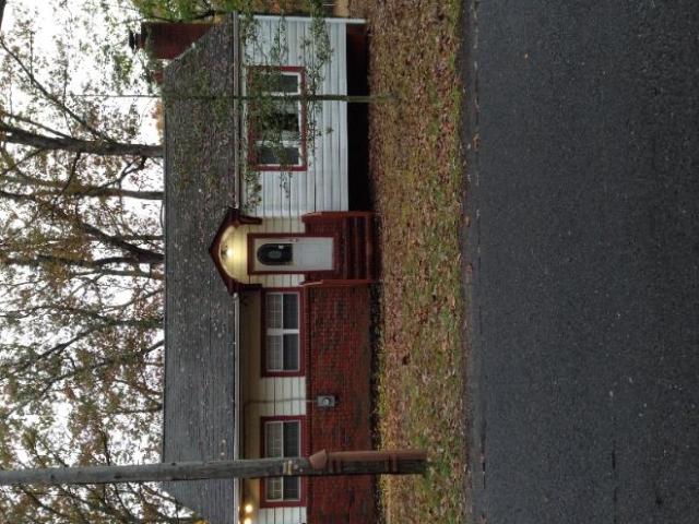 3 Br, 1 bath, Single Family 2515 Corkery Ln