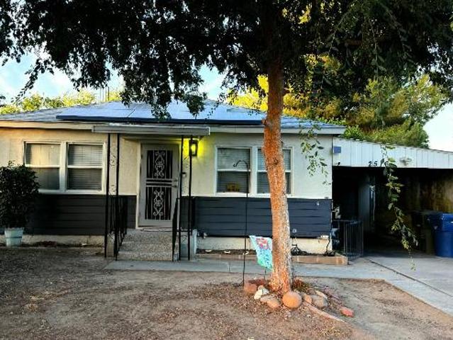 3 Br, 1 bath, Single Family 2516 Charleston Dr
