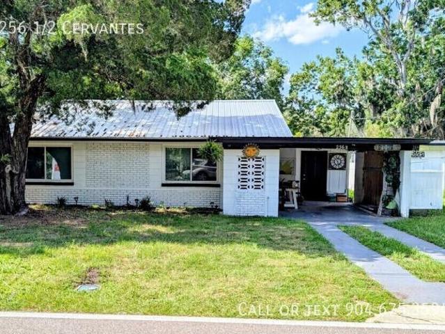 3 Br, 1 bath, Single Family 256 1/2 Cervantes