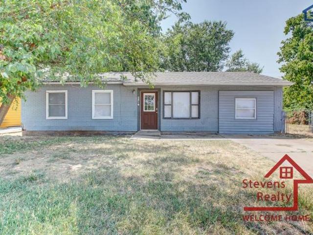 3 Br, 1 bath, Single Family 2613 Nw 28th St