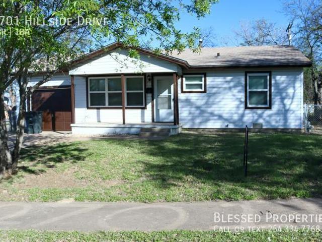 3 Br, 1 bath, Single Family 2701 Hillside Drive