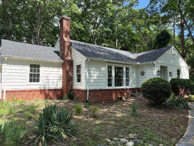 3 Br, 1 bath, Single Family 2707 Jimmy Winters Rd