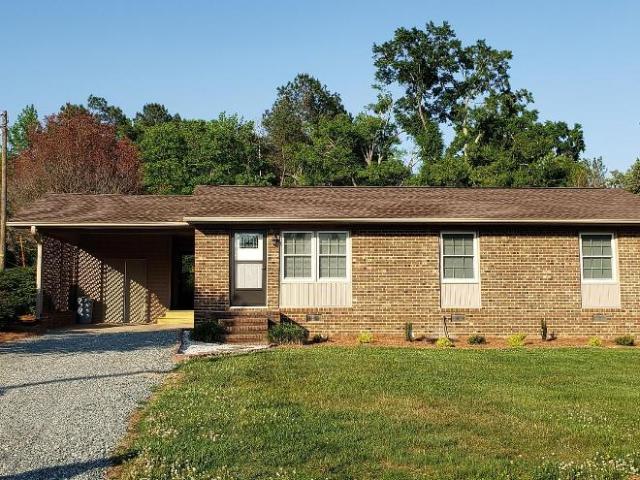 3 Br, 1 bath, Single Family 2728 Hamp Stone Rd