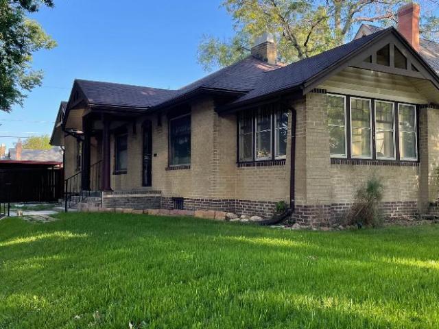 3 Br, 1 bath, Single Family 2801 Clermont