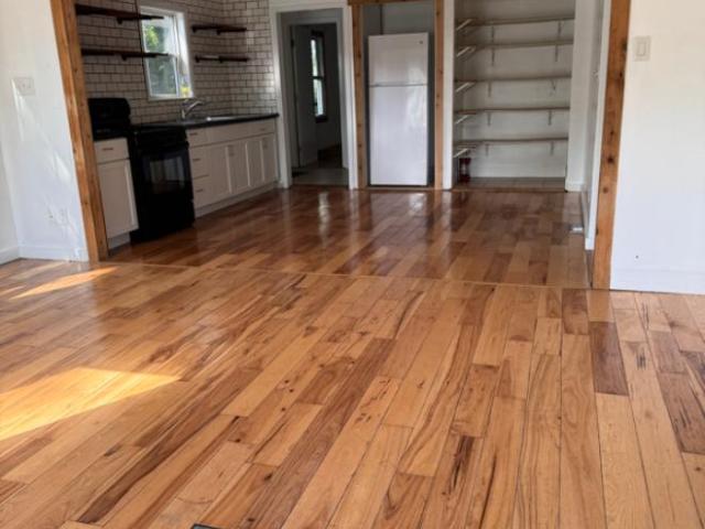3 Br, 1 bath, Single Family 2803 Wabash St