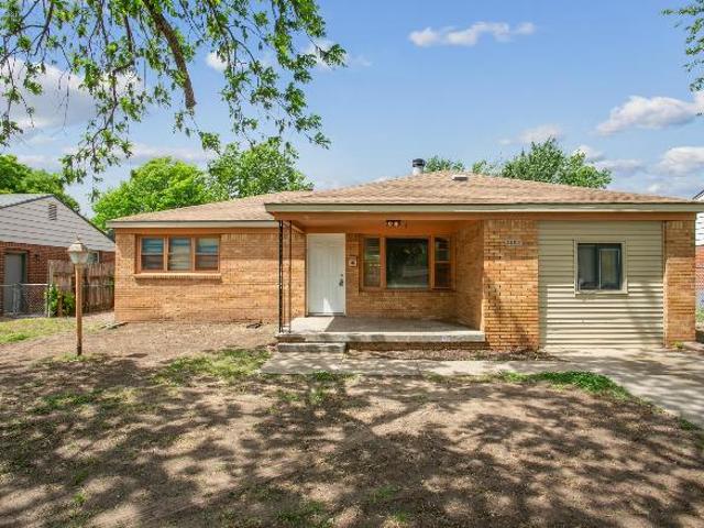 3 Br, 1 bath, Single Family 2807 S Pattie St