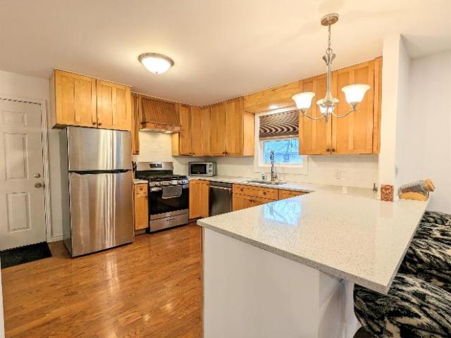 3 Br, 1 bath, Single Family 28 Glen Avenue