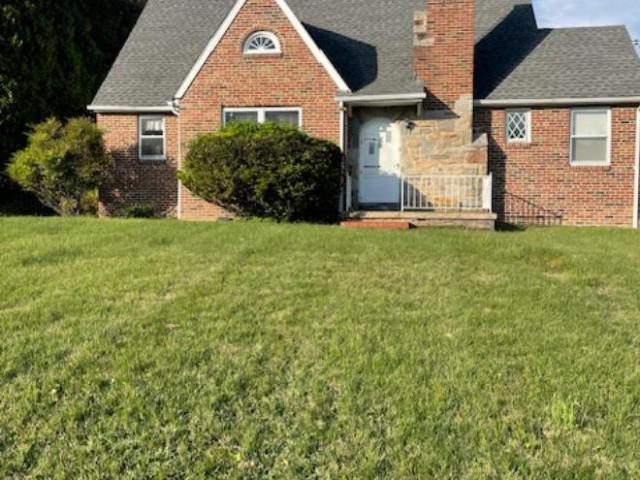 3 Br, 1 bath, Single Family 2926 Cub Hill Road