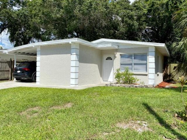3 Br, 1 bath, Single Family 2932 N Orange Ave