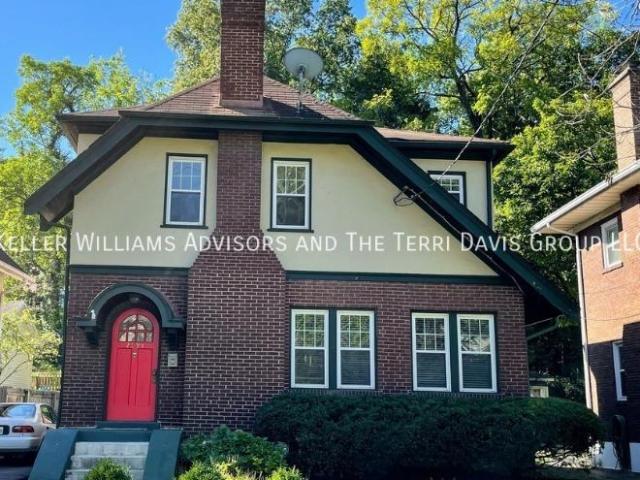 3 Br, 1 bath, Single Family 2995 Linwood Ave