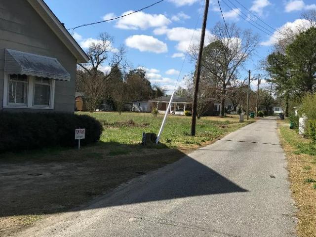 3 Br, 1 bath, Single Family 203 Leggetts Ln