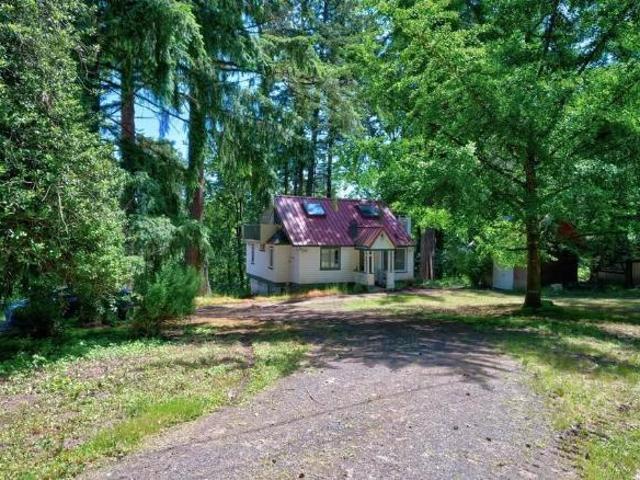 3 Br, 1 bath, Single Family 20078 S Henrici Rd