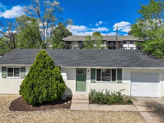 3 Br, 1 bath, Single Family 2050 Del Mar Dr