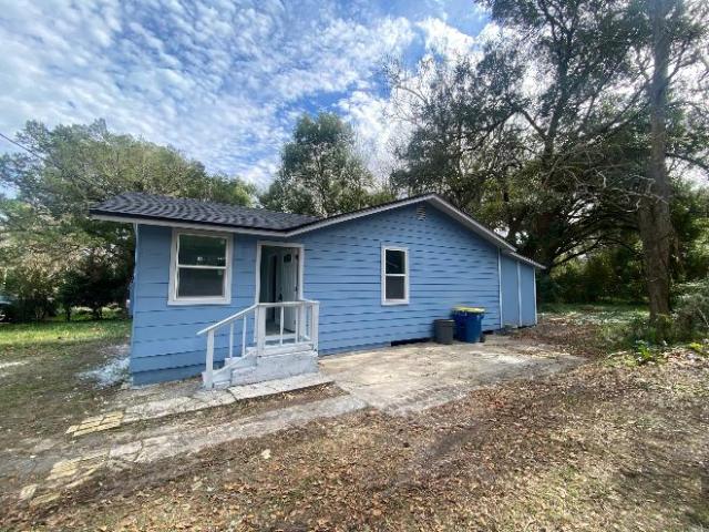 3 Br, 1 bath, Single Family 2050 W 40th St