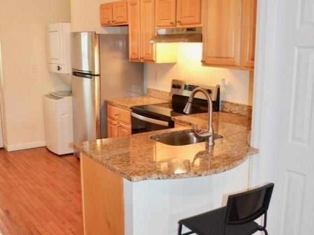 3 Br, 1 bath, Single Family 2050 Watkins St