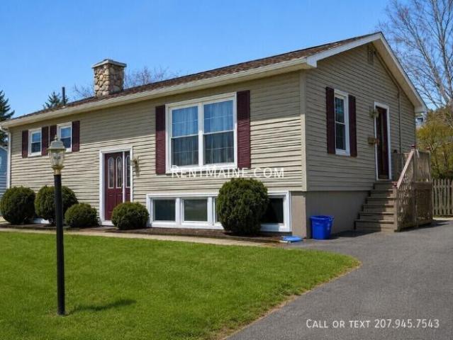 3 Br, 1 bath, Single Family 205 Silk St