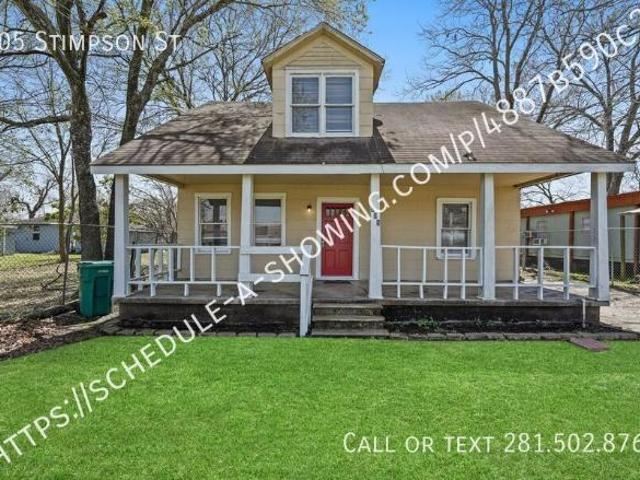 3 Br, 1 bath, Single Family 205 Stimpson St