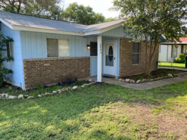 3 Br, 1 bath, Single Family 209 Brenda Dr