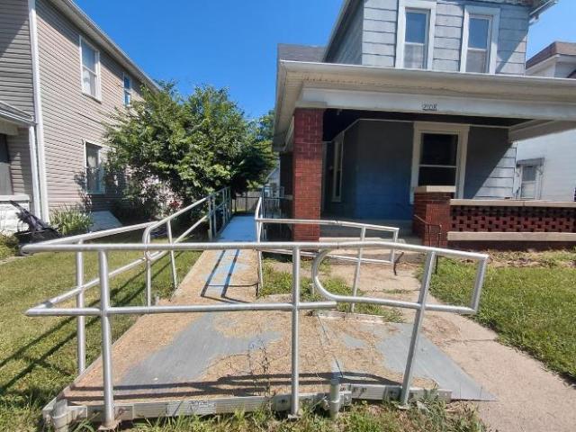 3 Br, 1 bath, Single Family 2108 Grand Blvd