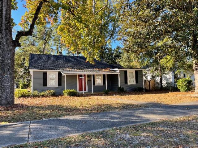 3 Br, 1 bath, Single Family 2120 Brandon Rd