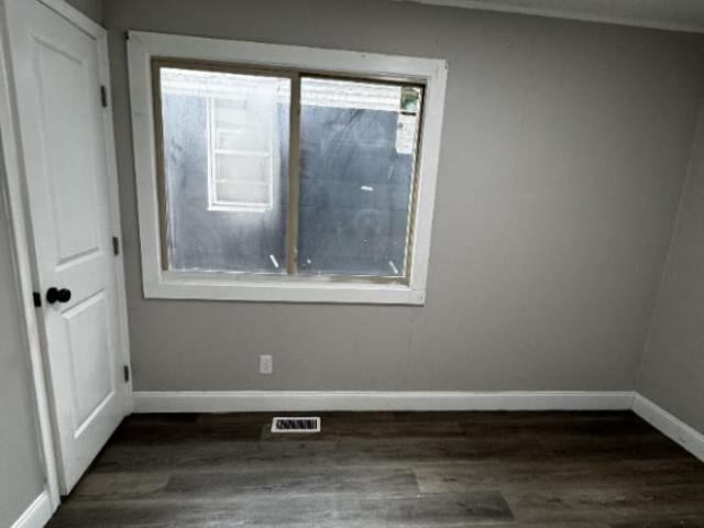 3 Br, 1 bath, Single Family 212 Stevens Ave