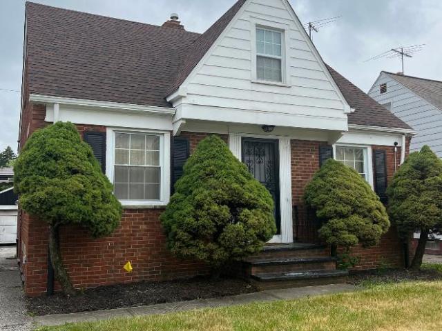 3 Br, 1 bath, Single Family 21410 Clare Ave