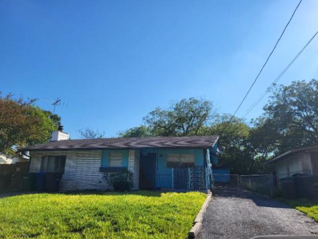 3 Br, 1 bath, Single Family 214 Earlyway Dr