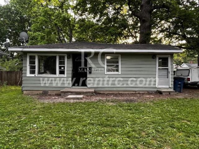 3 Br, 1 bath, Single Family 218 Tennessee