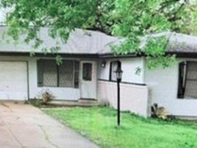 3 Br, 1 bath, Single Family 2206 18th Avenue North