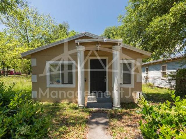 3 Br, 1 bath, Single Family 2210 Pullman Avenue