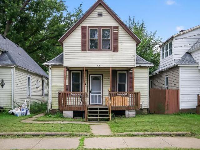 3 Br, 1 bath, Single Family 2210 W Wiswall St