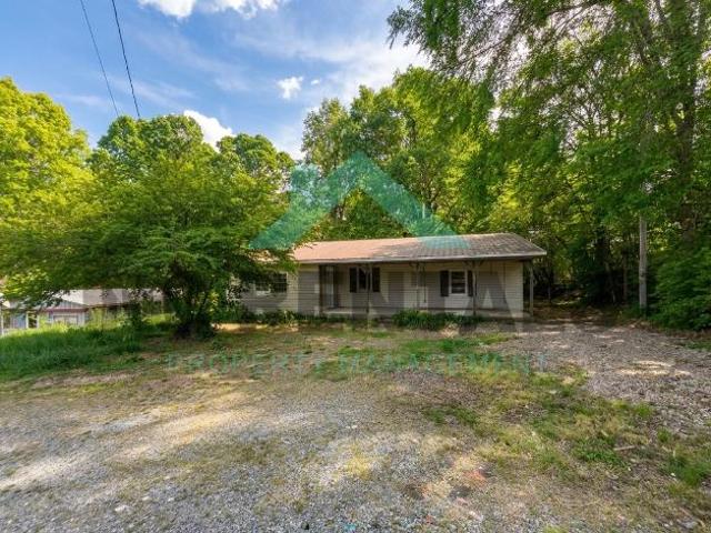 3 Br, 1 bath, Single Family 2214 Noahtown Rd