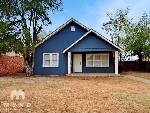 3 Br, 1 bath, Single Family 2217 36th St