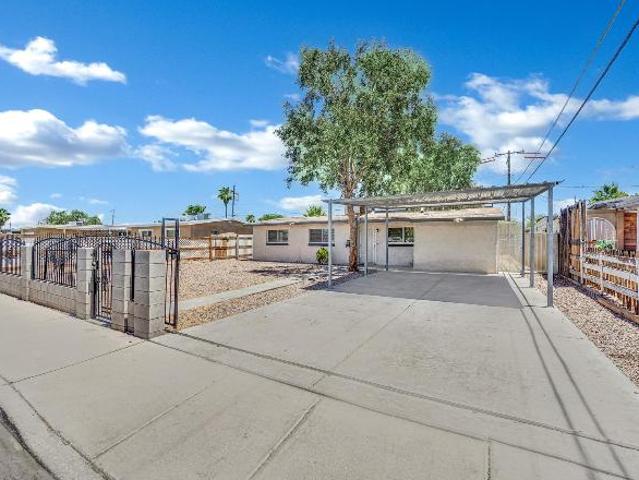 3 Br, 1 bath, Single Family 2221 Santa Clara Dr
