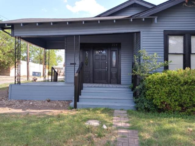 3 Br, 1 bath, Single Family 224 Holland Ave