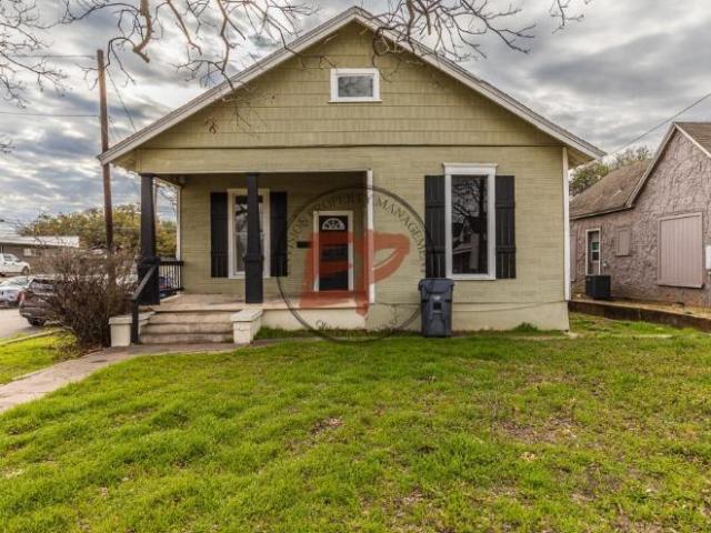 3 Br, 1 bath, Single Family 2300 Washington Avenue