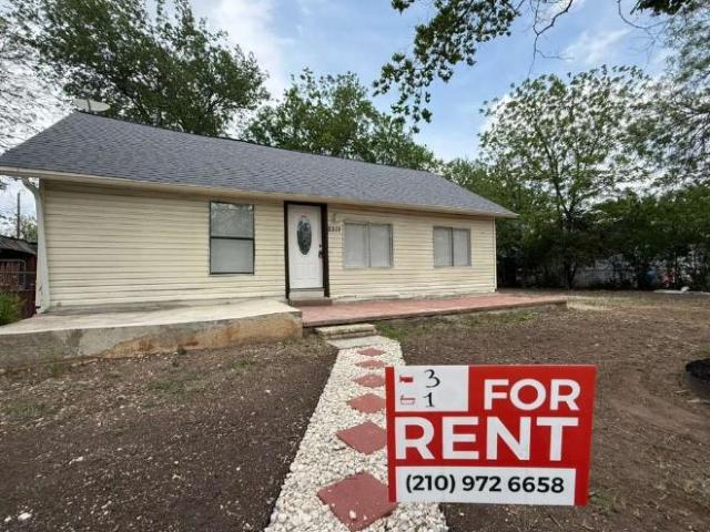 3 Br, 1 bath, Single Family 2311 Potosi St