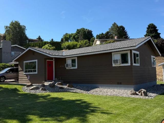 3 Br, 1 bath, Single Family 2318 5th St